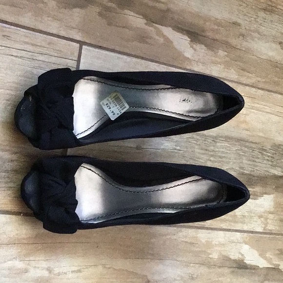 FIONI Clothing | Shoes | Fioni Black Suede 4 Open Toe Heels With Bow ...